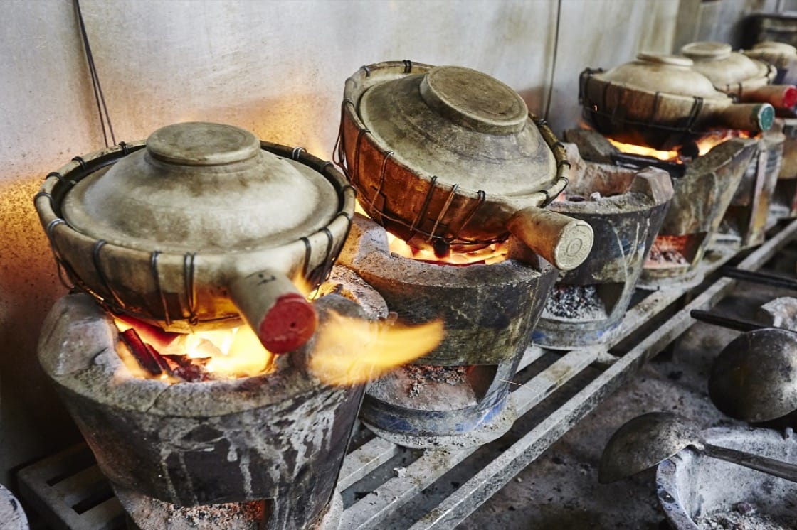 Behind The Bib: New Lucky Claypot Rice
